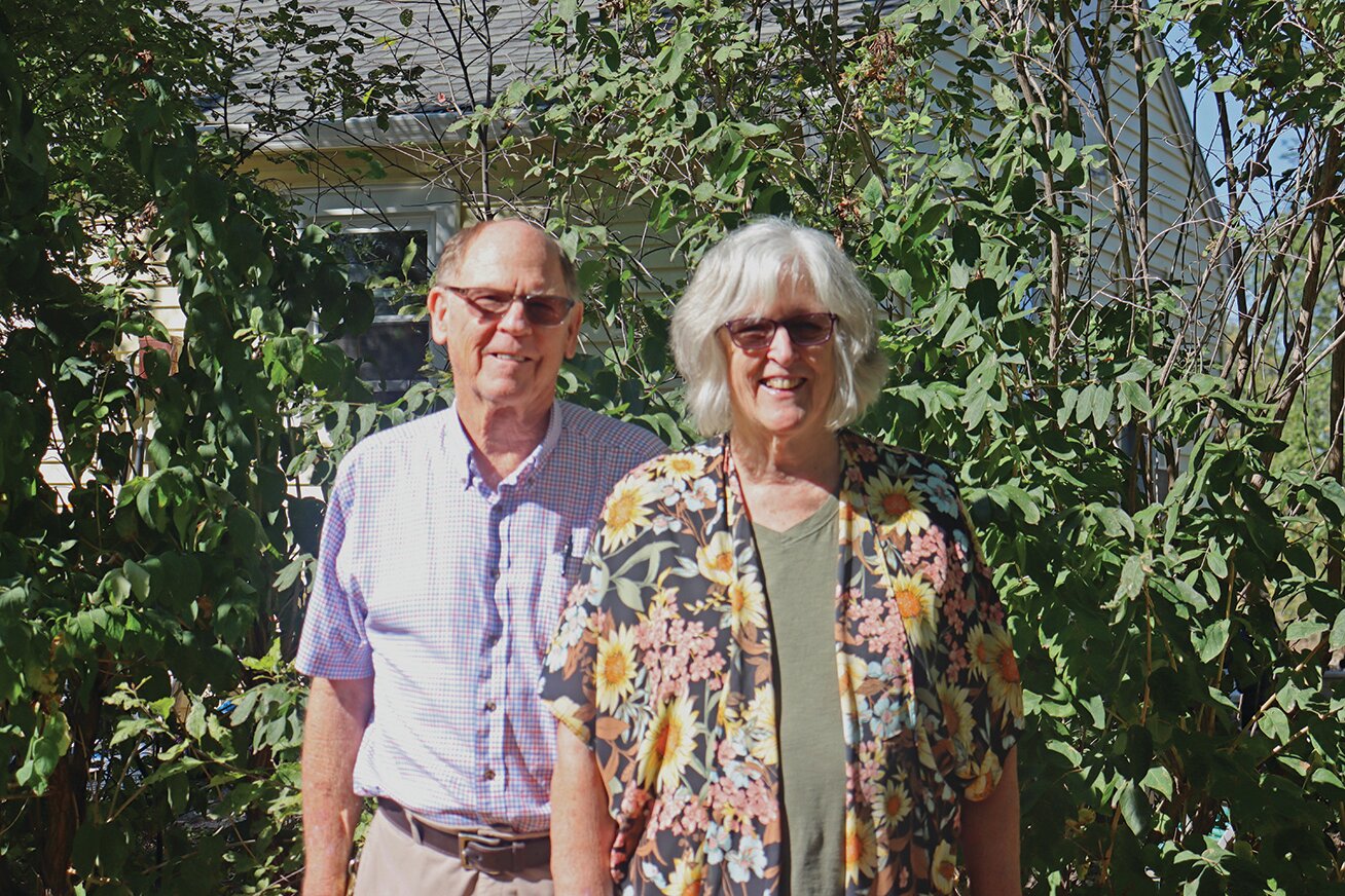 Artist demonstrates that “Art is everything” - Redfield Press