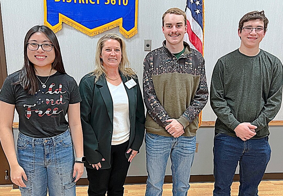Brookings Rotary Club awards South Dakota State scholarships to area ...