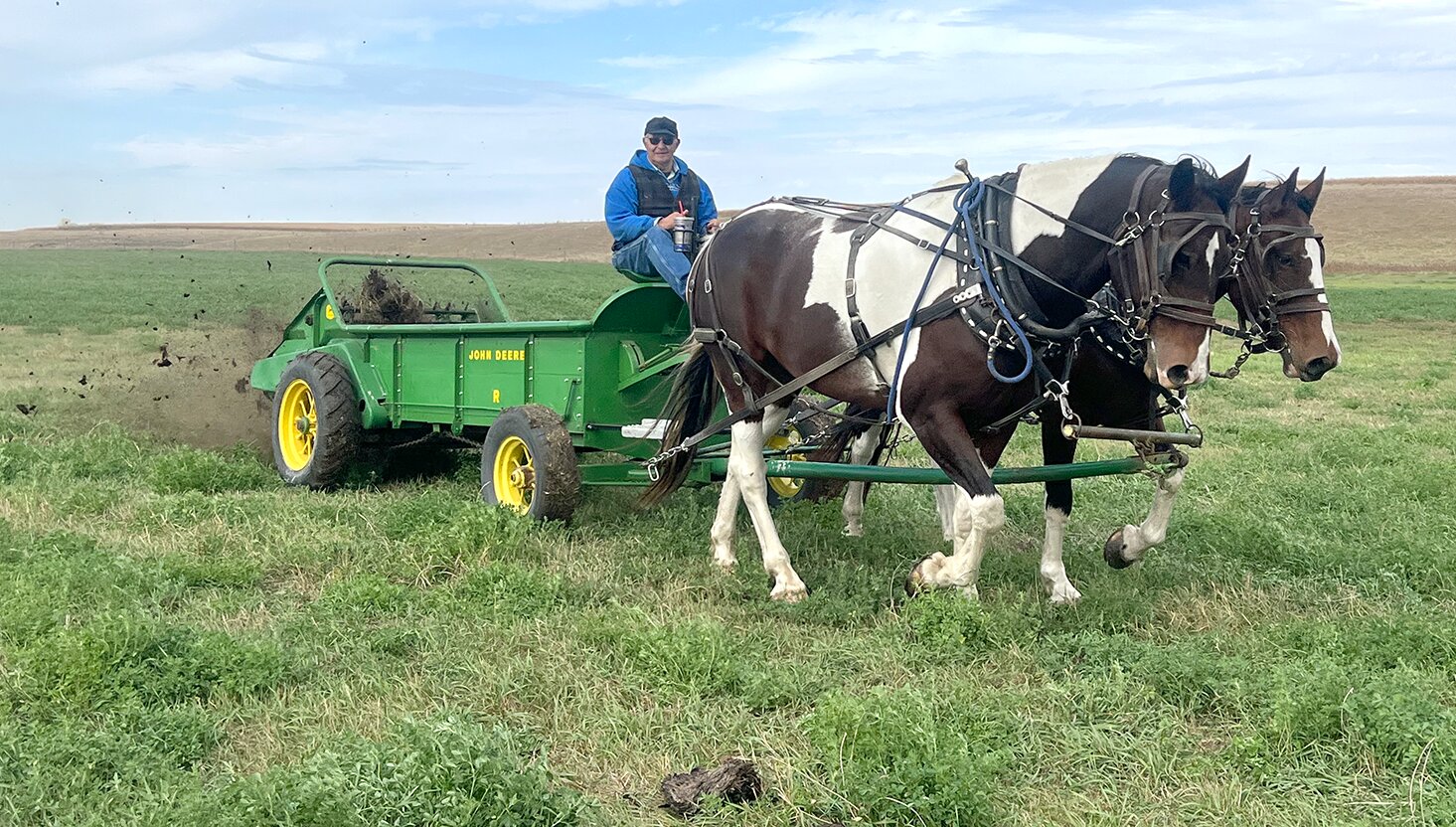 Area farmers preserve old time fertilizing tradition - Moody County ...