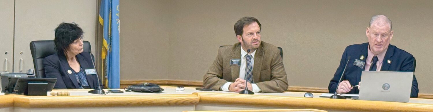 District 22 legislators preview upcoming session - The Daily Plainsman