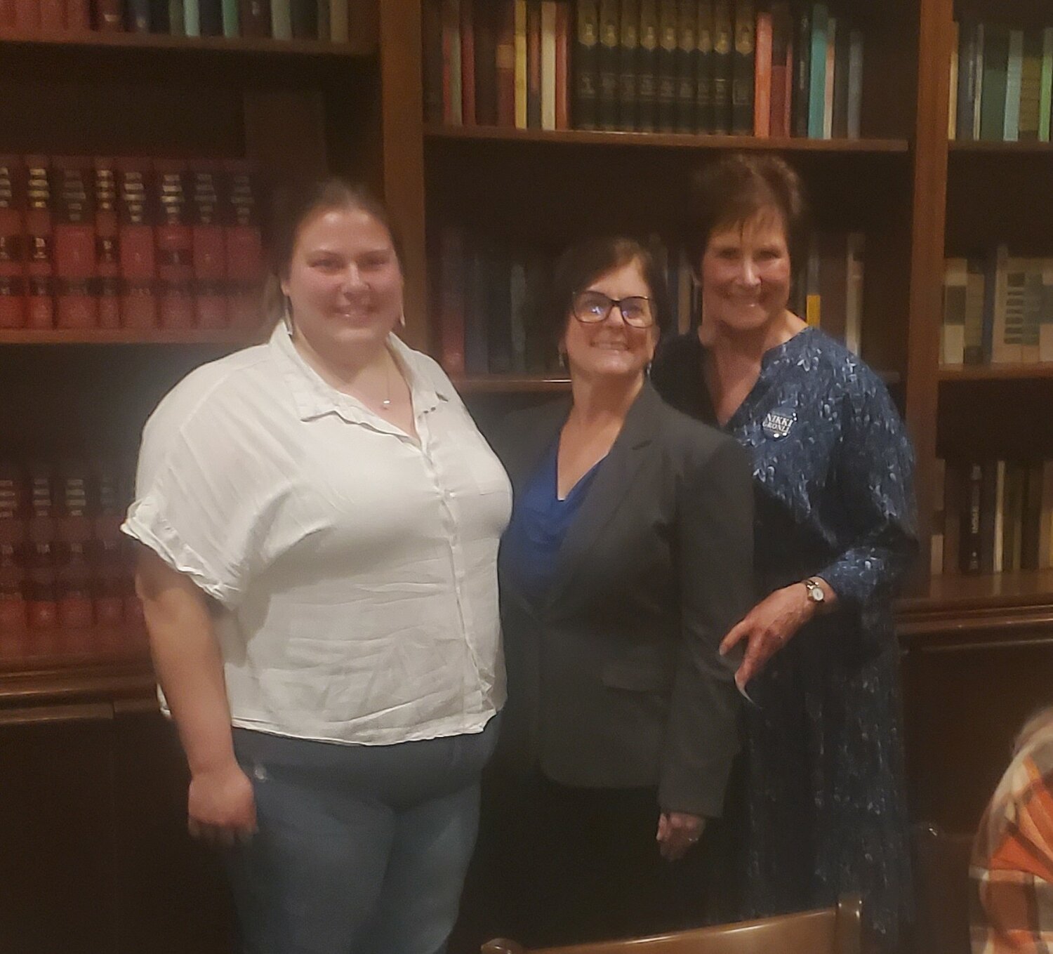 Congressional candidate speaks to Beadle Democrats - The Daily Plainsman