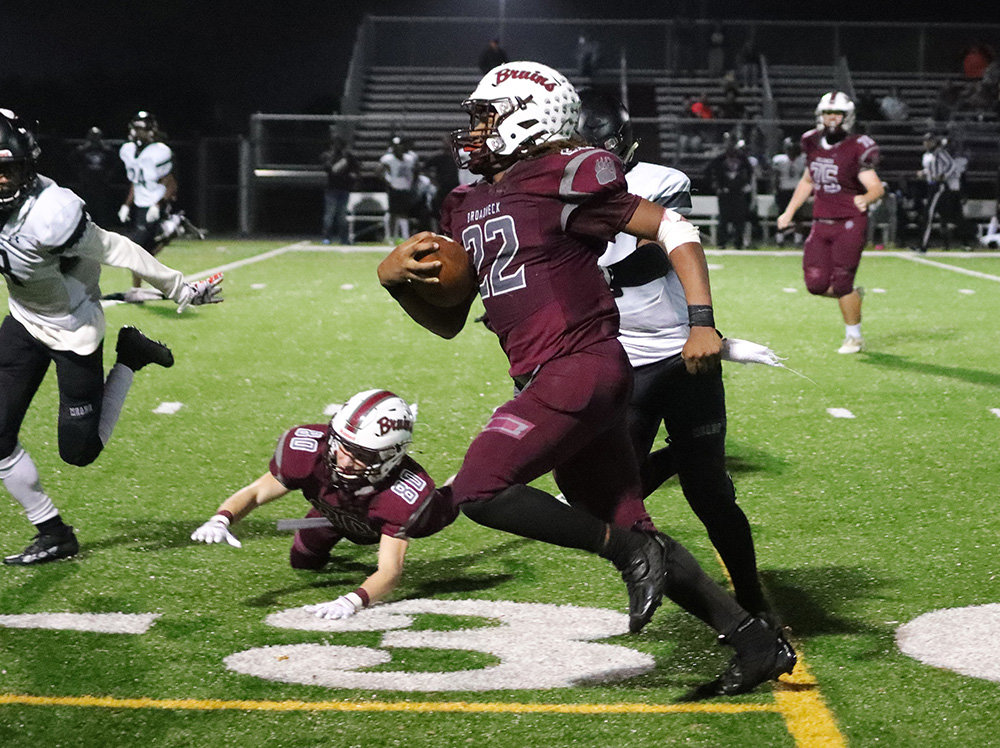 Second-Half Surge Leads Broadneck Football Over Meade, 30-13 | Severna Park