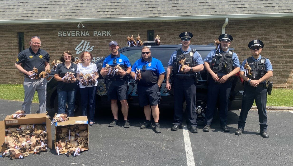 Severna Park Elks Lodge Donates Stuffed Elks To Assist Police | Severna ...