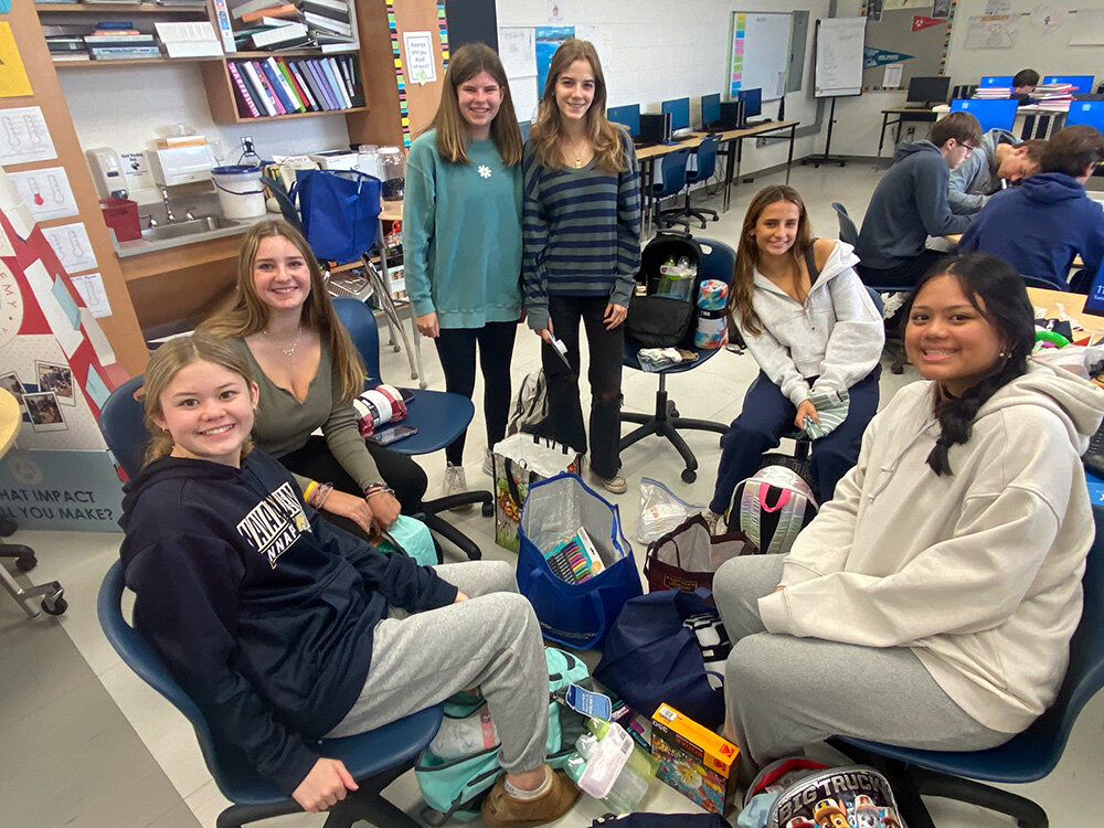 SPHS Students Raise $900 For The Blue Ribbon Project | Severna Park